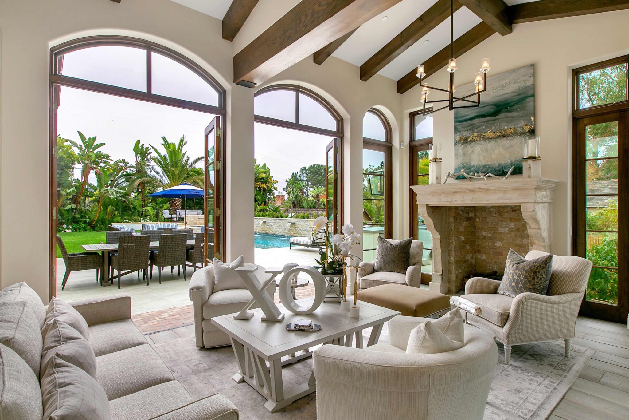 Transforming Your Living Room with Statement Furniture Pieces – Kern & Co.