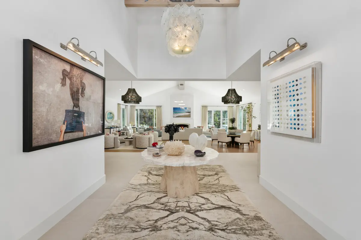 Residential Interior Design Before and After: From Outdated to Elevated ...